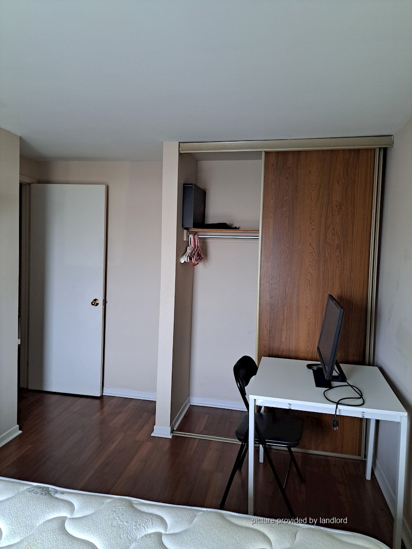 For rent: Torrance-Eglinton Toronto, Room Viewit |231273