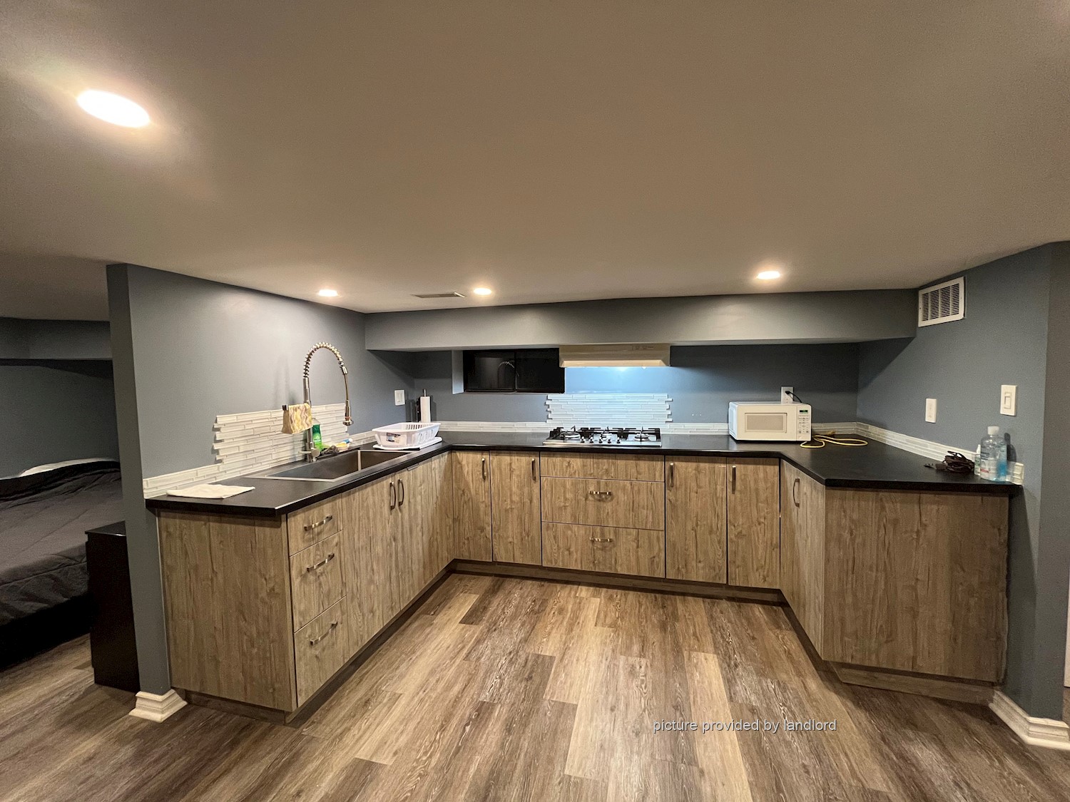 For rent: Ossington-Bloor Toronto, Bach Viewit |234325