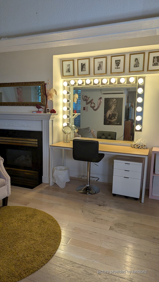 For rent: Danforth-Main Toronto, Bach Viewit |236379