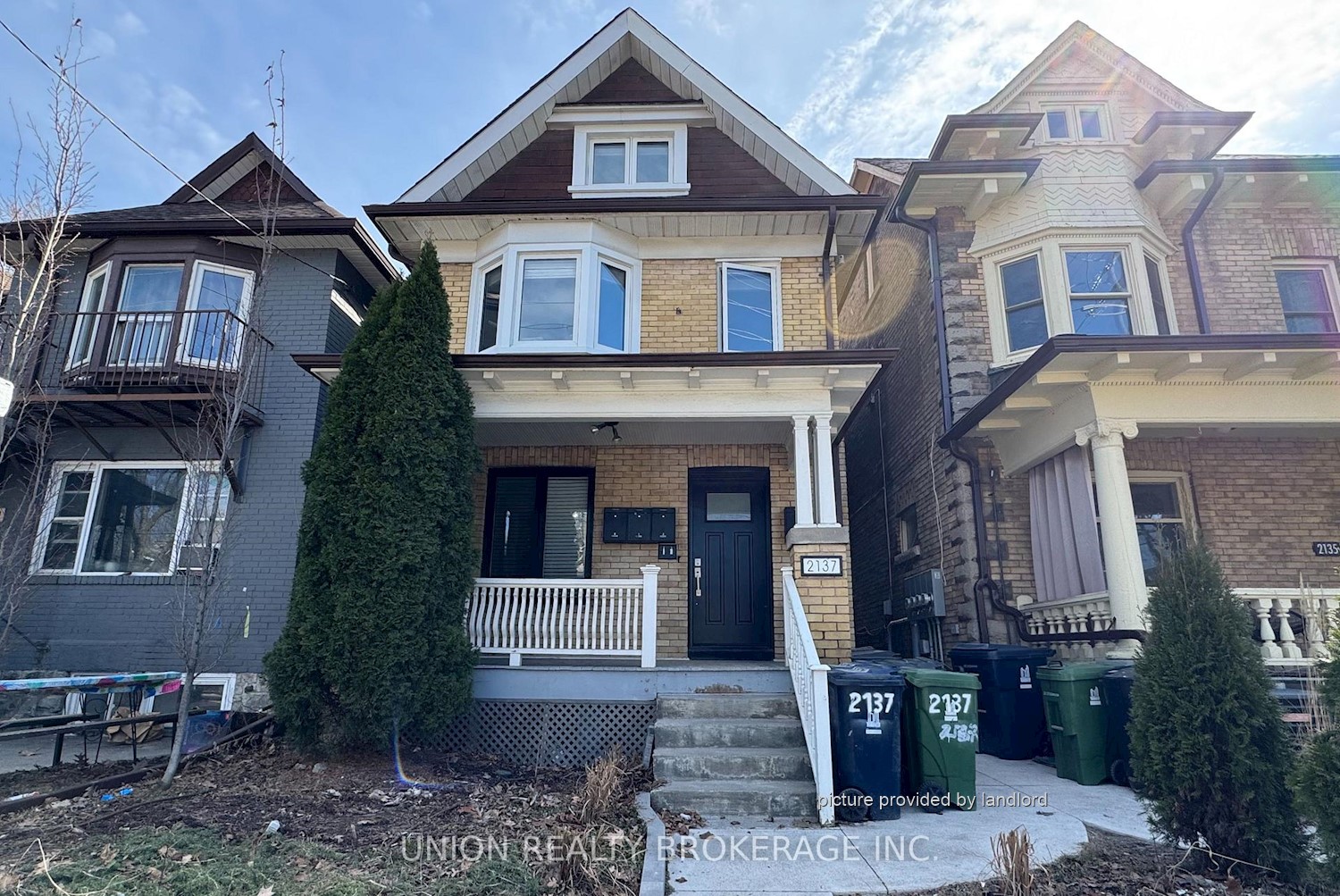 For rent: Gerrard St E-Main St Toronto, 2 bdrm Viewit |240694