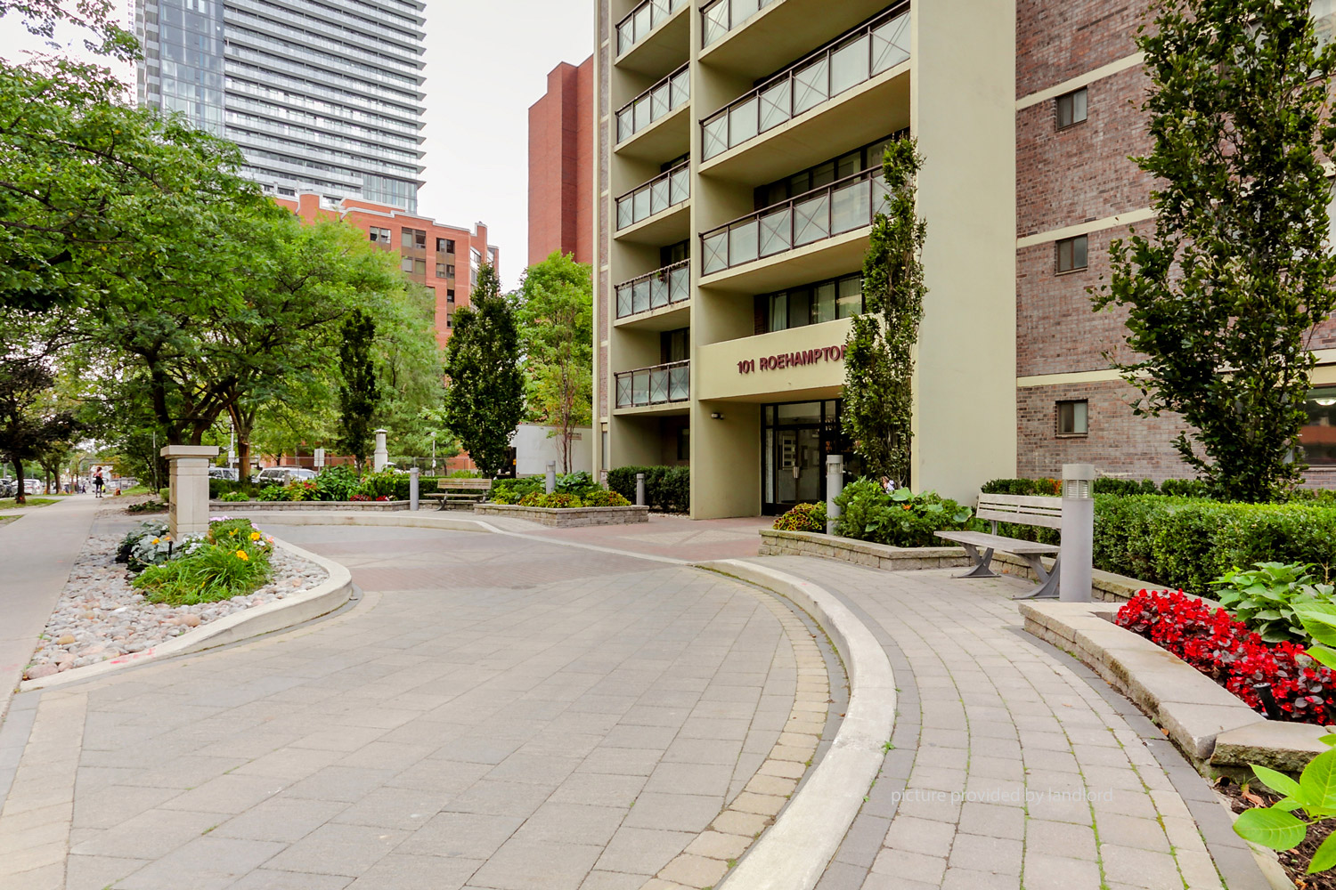 For rent: 101 Roehampton Ave Toronto, Bach Viewit |24855